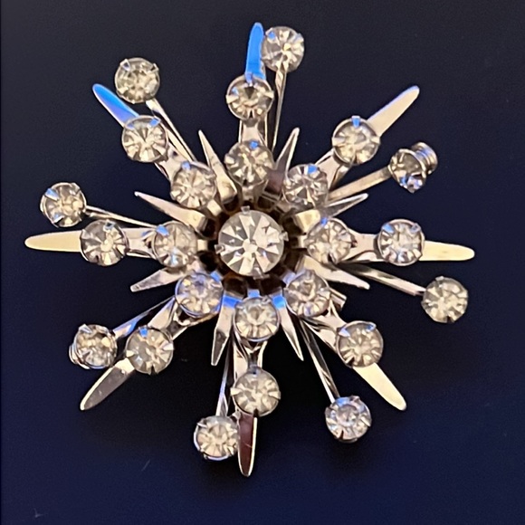 Vintage Jewelry Vintage Silver Crystal Rhinestone Atomic Floral